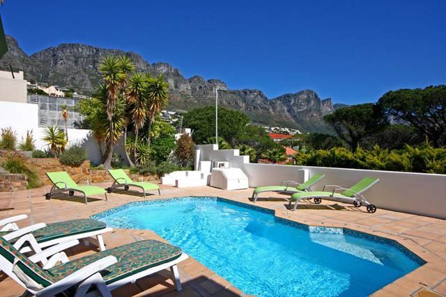 Strathmore Manor - Villas in Cape Town